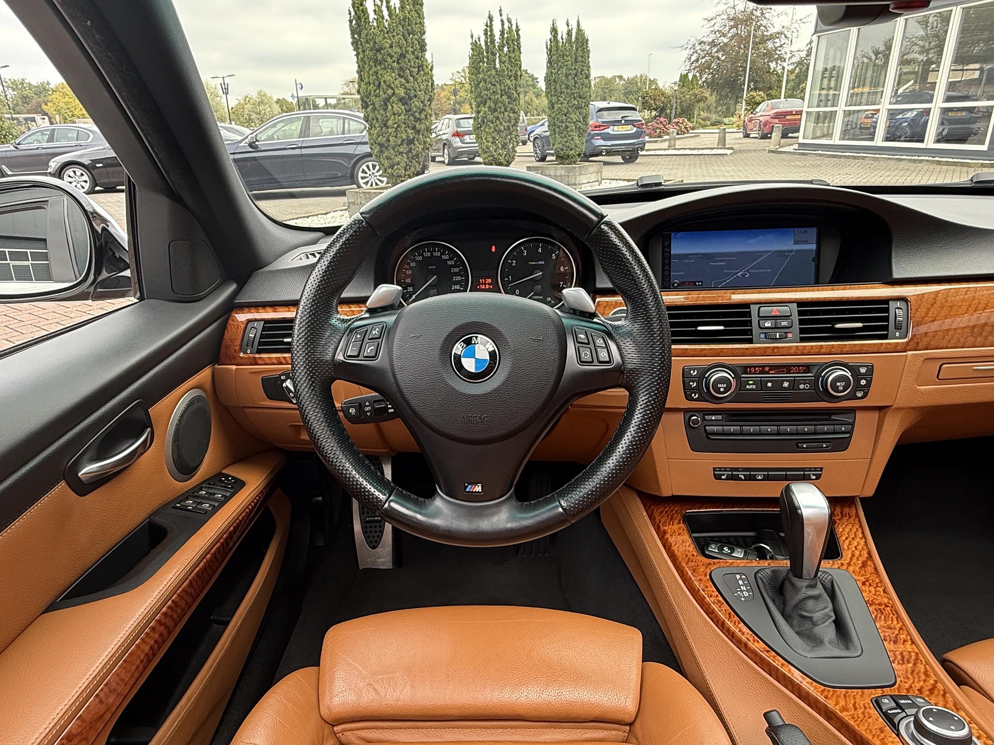 Van der Bij Auto's Veenwouden - Collectie - BMW 330i Individual - E90 ...